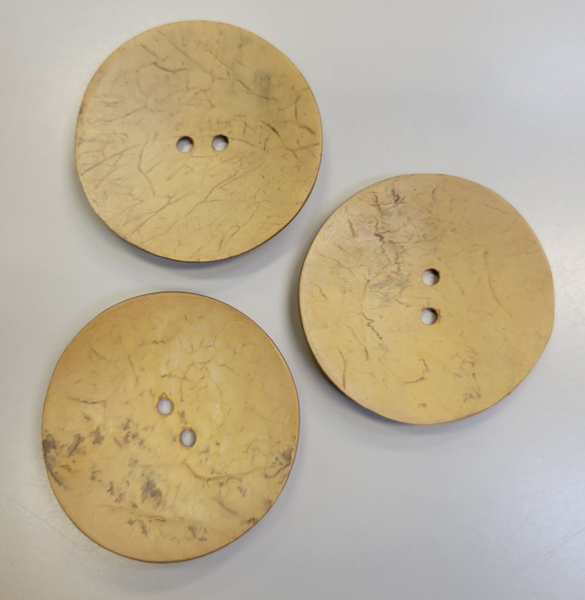 Coconut 2-Hole Button – Needles 'n Pins Yarn Shoppe