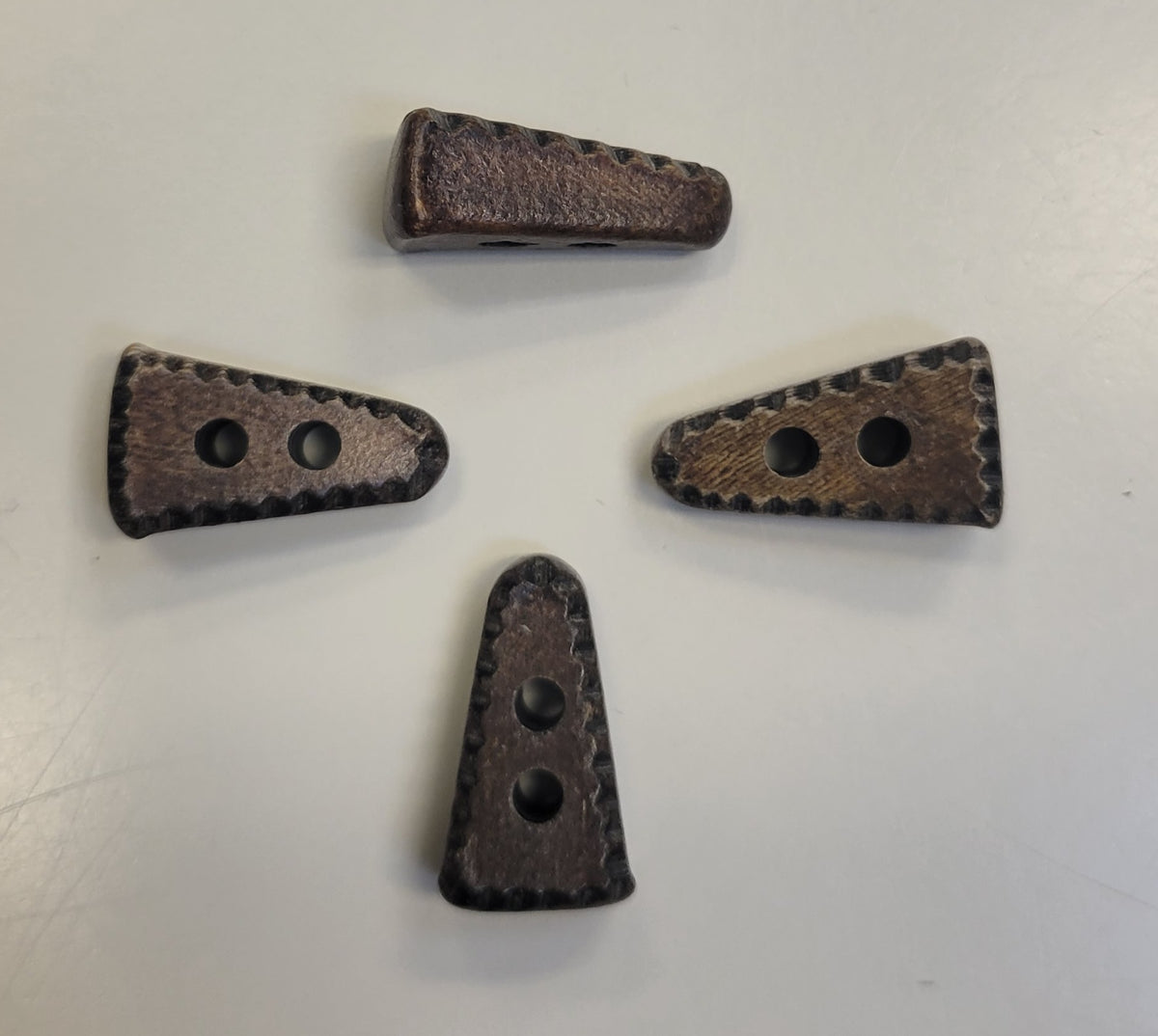 Horn Toggle Button – Needles 'n Pins Yarn Shoppe